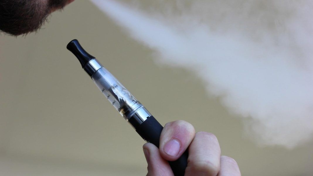 Unione Europea: entro 8 mesi stop alle sigarette con tabacco riscaldato Unione Europea: entro 8 mesi stop alle sigarette con tabacco riscaldato