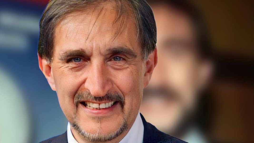 Ignazio La Russa giovanissimo, lo scatto dal passato: ecco com'era