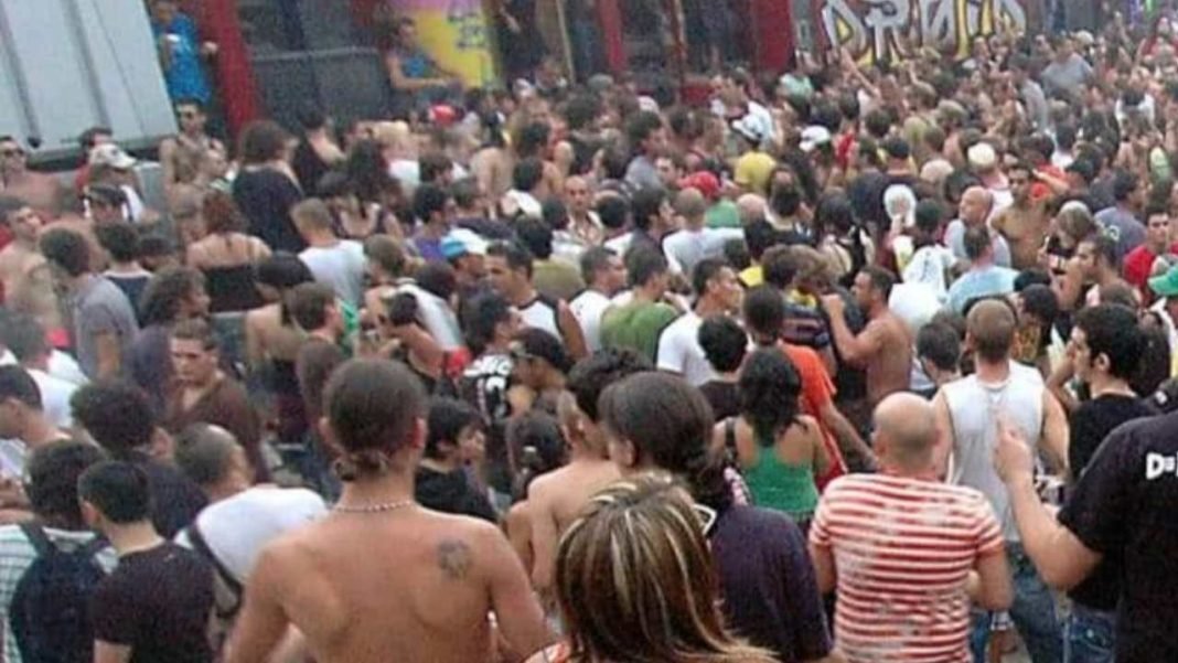 Modena rave party, chiuse uscite autostrade | Ordinato lo sgombero