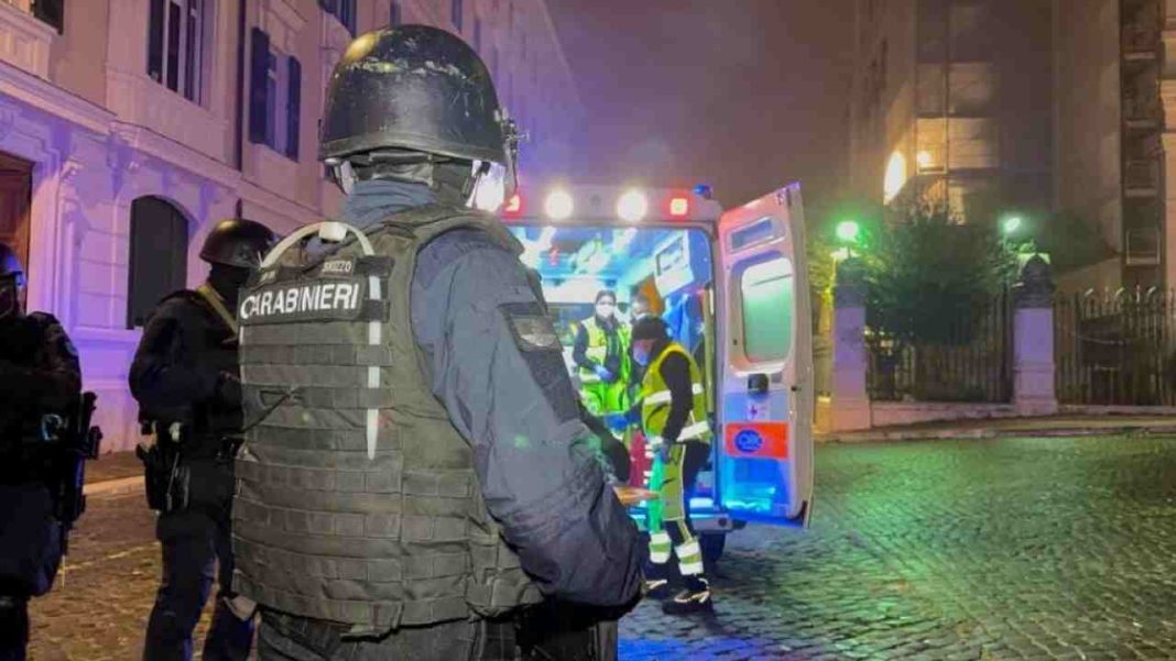 Roma: esercitazione notturna anti terrorismo