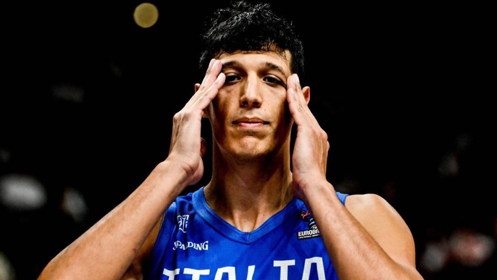 Fontecchio show, la sua schiacciata piega Golden State