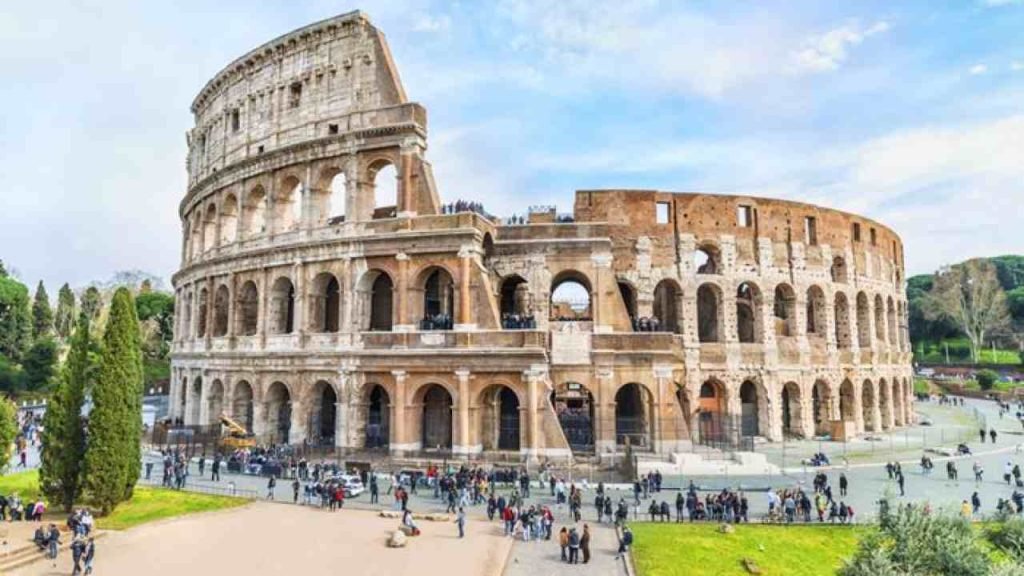 Il Colosseo diventa accessibile a tutti: inaugurato il nuovo ascensore