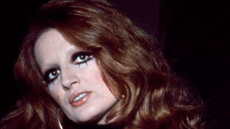 Uscirà domani Ti amo come un pazzo, il nuovo album di Mina: ecco cosa ...